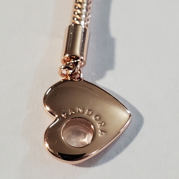 Pandora | Jewelry | Authentic New Pandora Pandora Moments Heart Tbar ...
